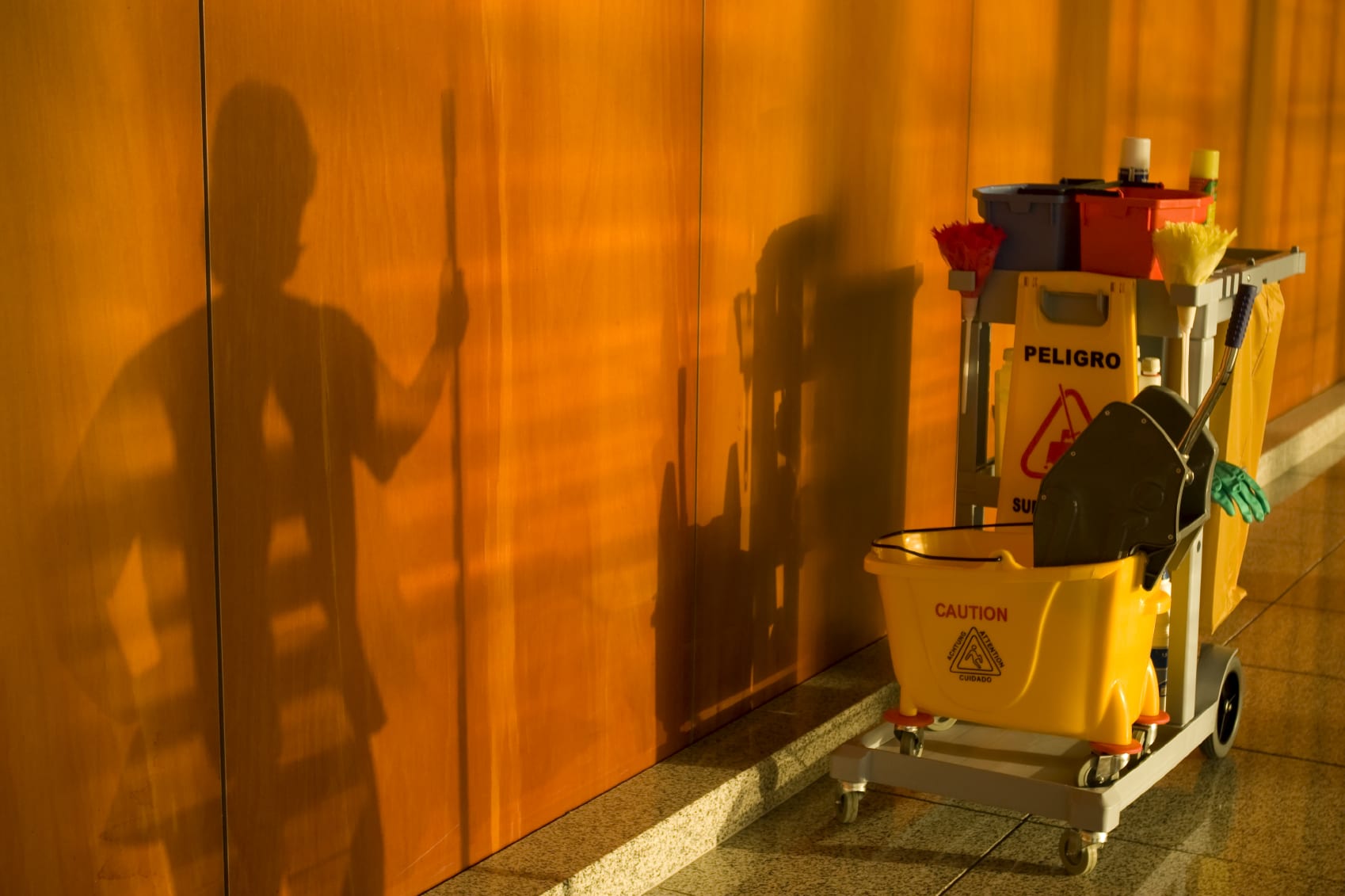 Hiring a Houston Commercial Cleaning Service - Houston Crews